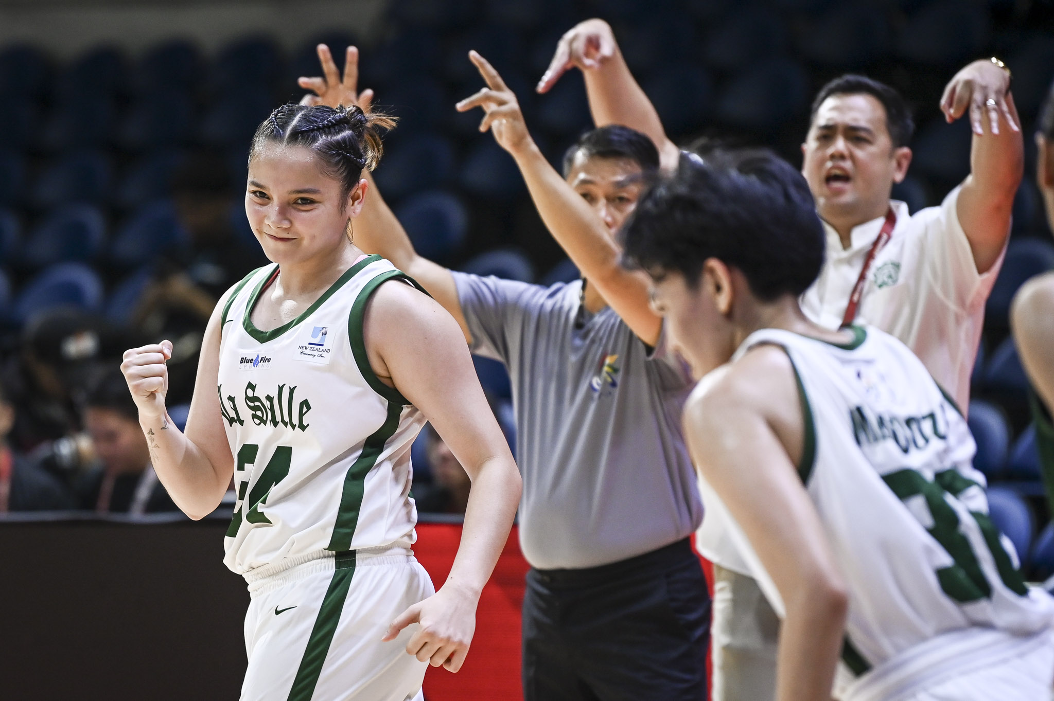 UAAP | Luisa San Juan fires event-tying record 10 treys, leads DLSU to ...